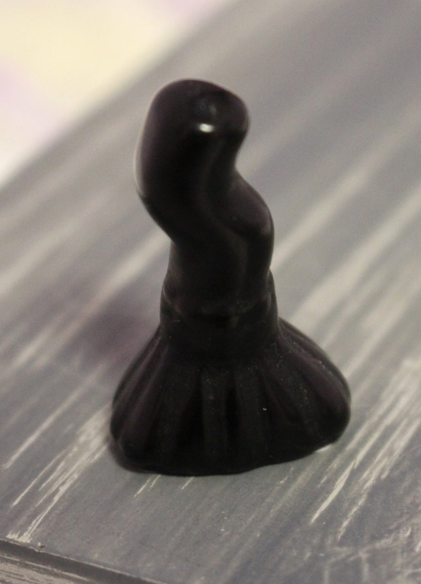 Carved mini witches broom – Crystal Creedence